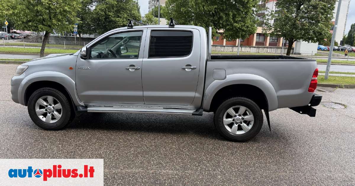 Toyota Hilux, 2.5 l., off-road / crossover 2015-07 m., | A31153378